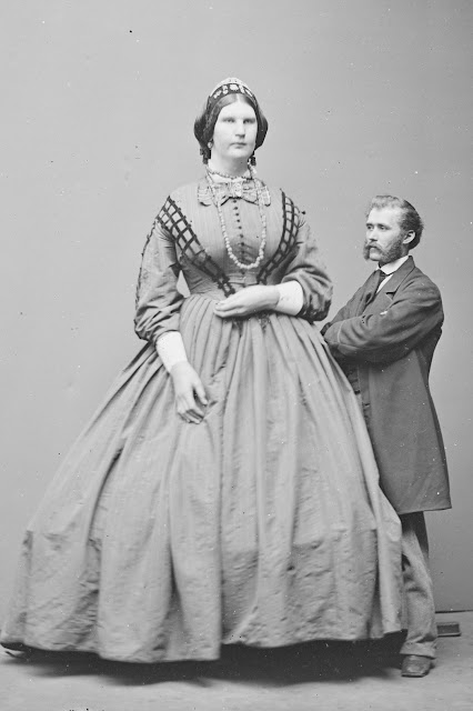 Momentos del Pasado: Anna Haining Bates, la mujer más alta del siglo XIX