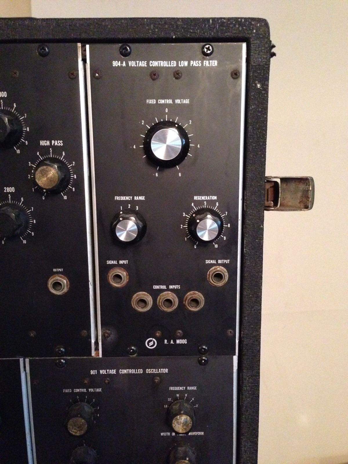 MATRIXSYNTH: RA Moog Modular 10 Analog Synthesizer