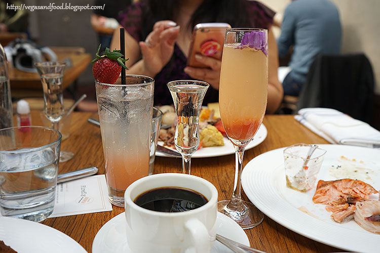 Sunday Brunch at Firefly - studio city - Vegas and Food
