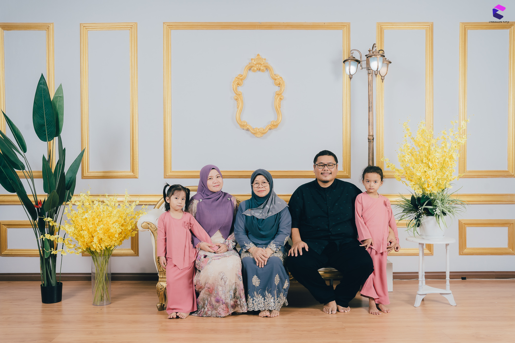 Photoshoot Raya 2021 di Cinnamon Foto - Cinnamon Foto