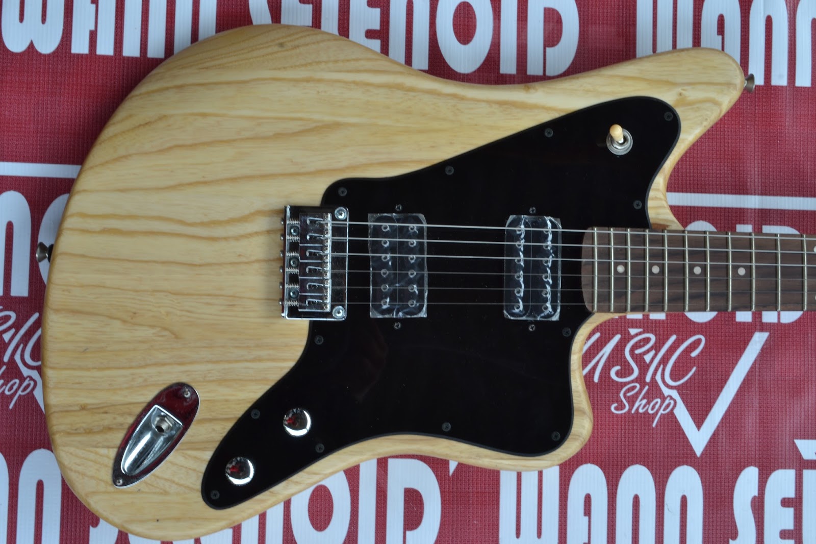 JUAL GITAR , JUAL BASS , JUAL CAJON DENGAN HARGA MURAH BERKUALITAS ... JUAL GITAR , JUAL BASS , JUAL CAJON DENGAN HARGA MURAH BERKUALITAS ...