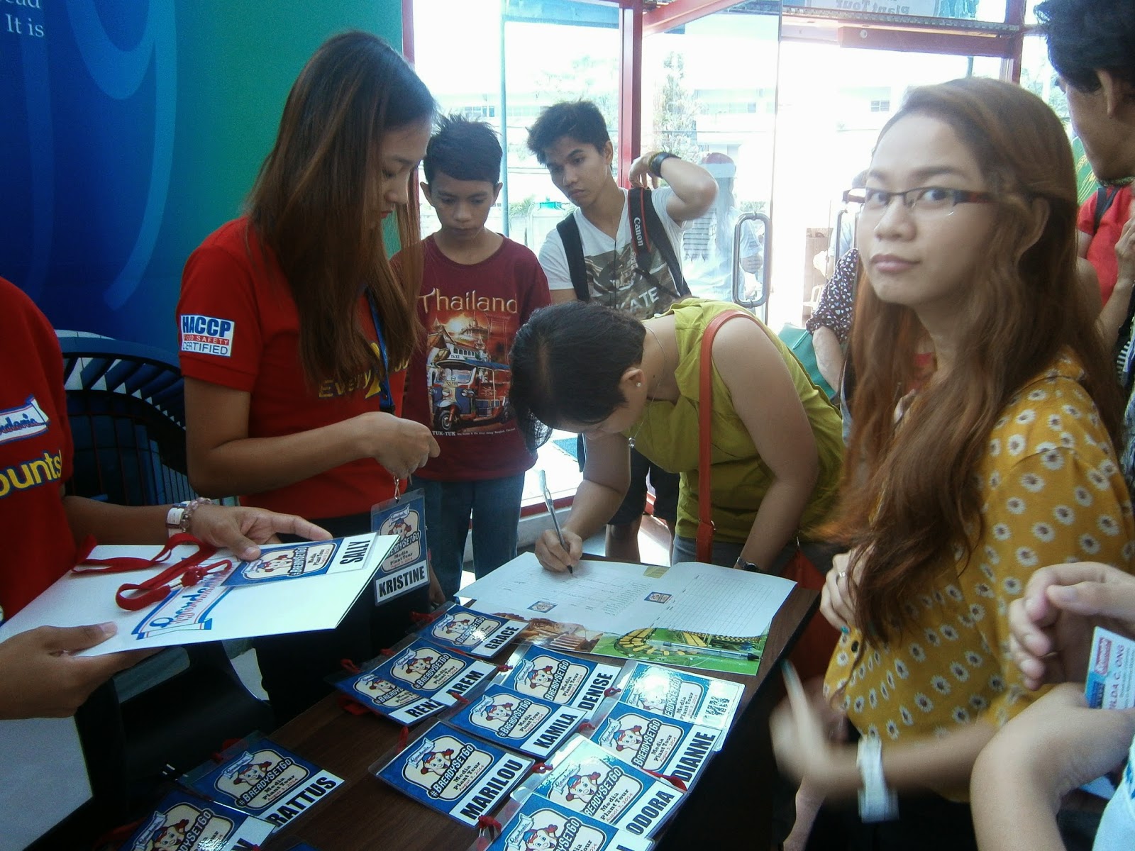 Photoescape Travels...: Gardenia Plant Tour