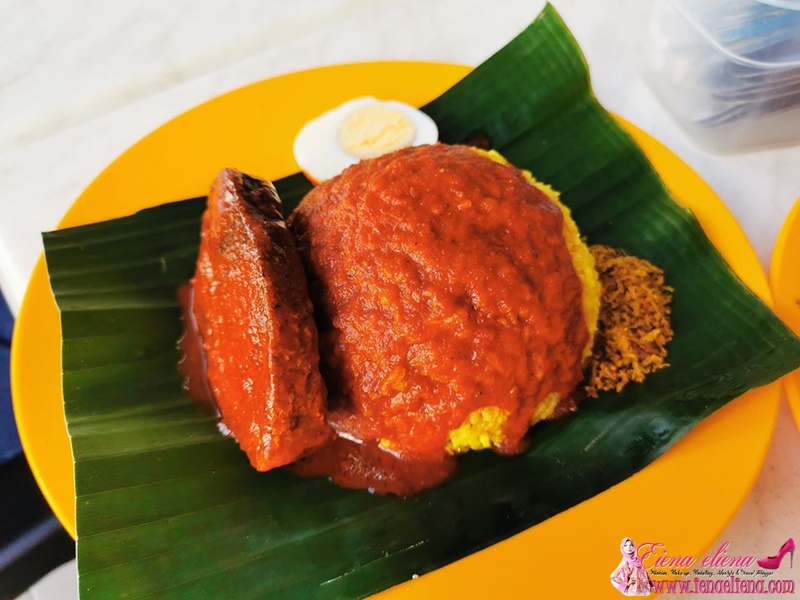 Nasi Kuning Banjar, Inanam Capital, Kota Kinabalu, Sabah - iena ...