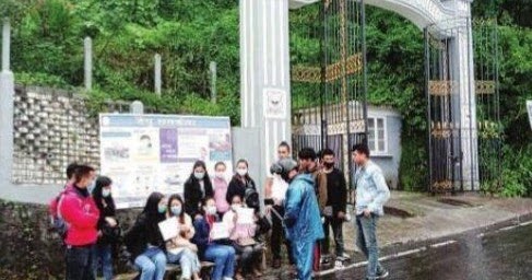Hunger strike for more Hill college seats - Kalimpong News