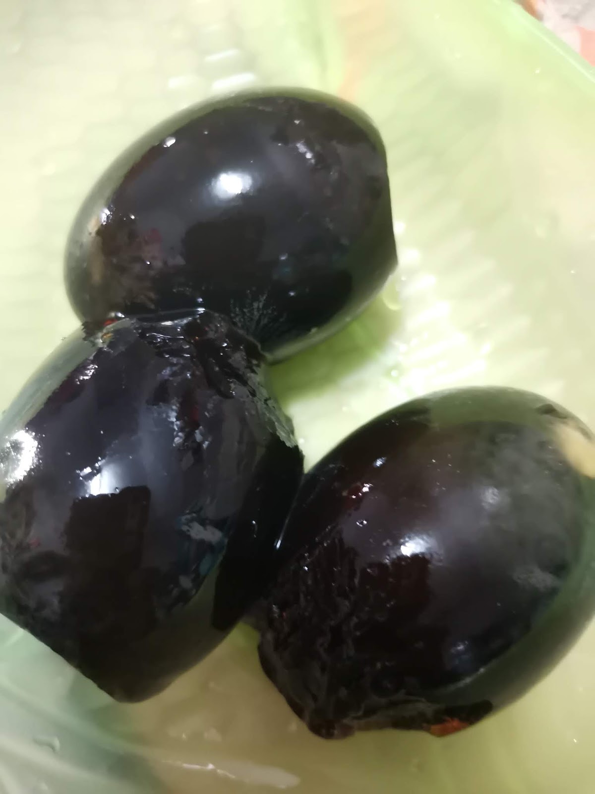 Beautiful Lie in a Beautiful Life: Telur padi aka Century Egg