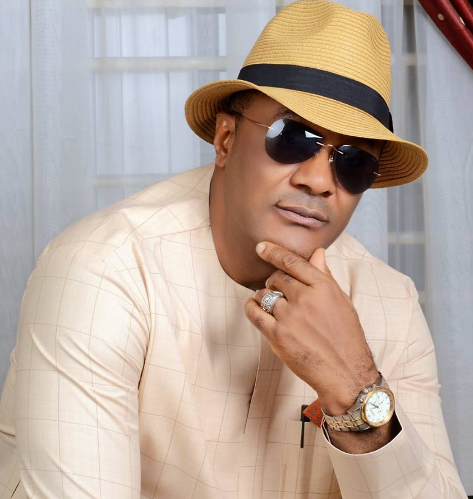 Nollywood Actor Saint Obi Flaunts Mercedes Benz G Wagon [PHOTOS ...