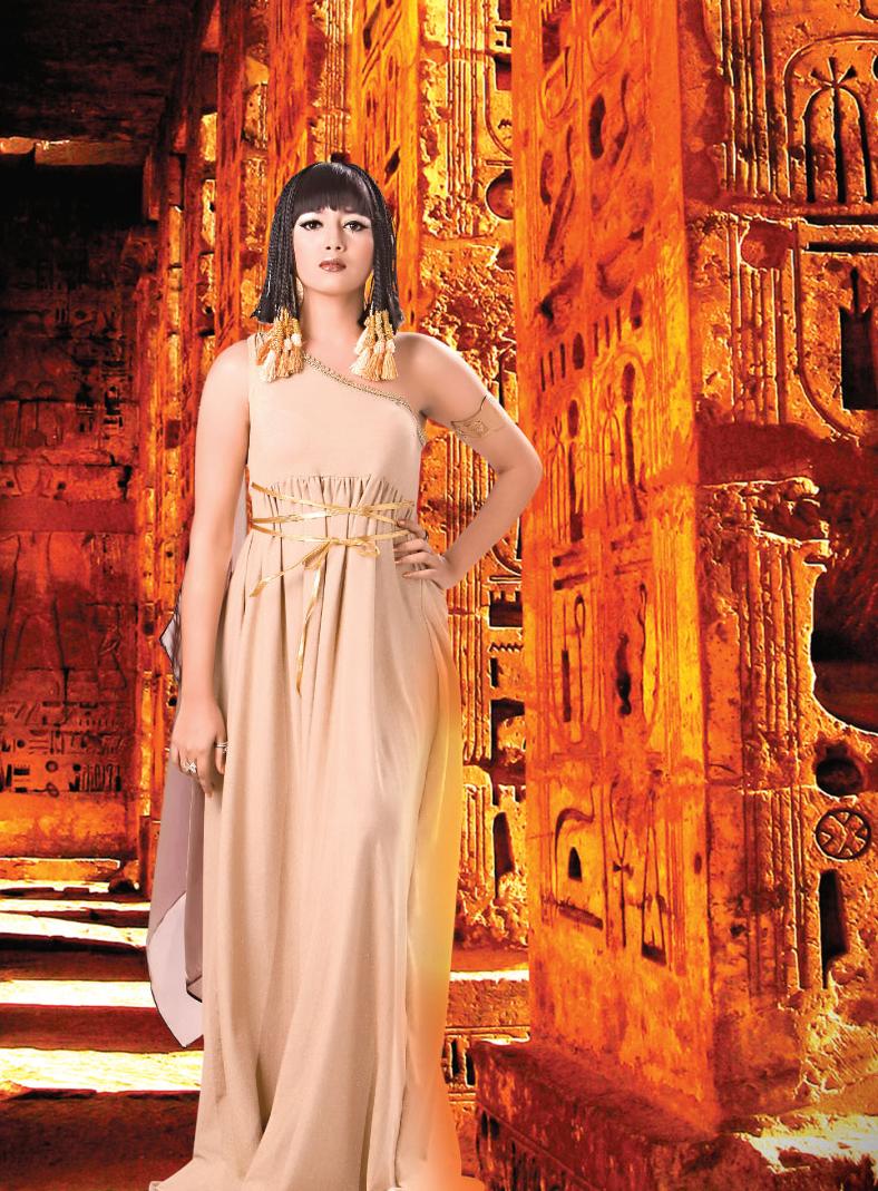 Arloo's Myanmar Model Gallery: Christina - Egyptian Queen Scans