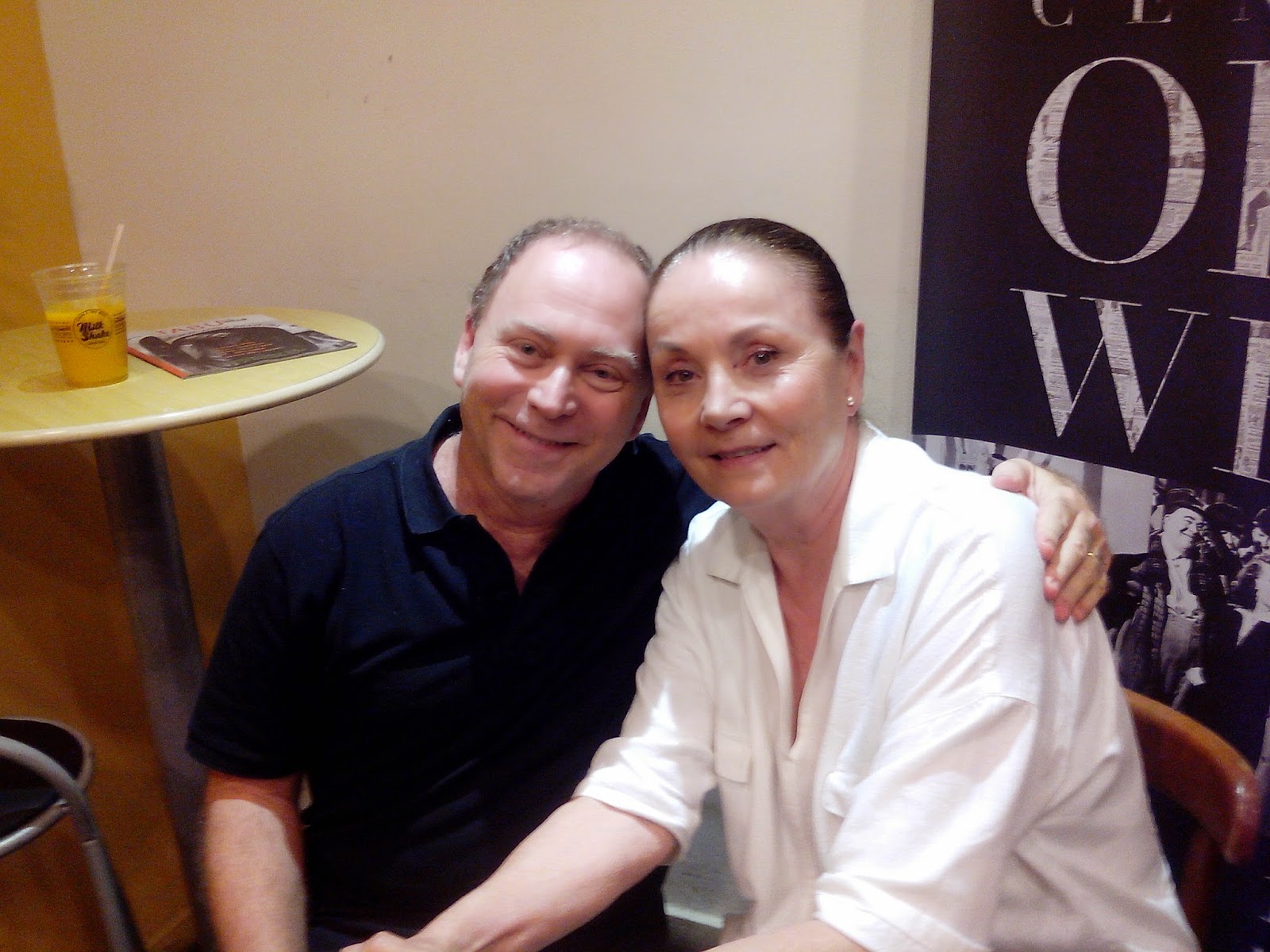 Cine Man: OJA KODAR NO BRASIL PARA A MOSTRA DE 100 ANOS DE ORSON WELLES