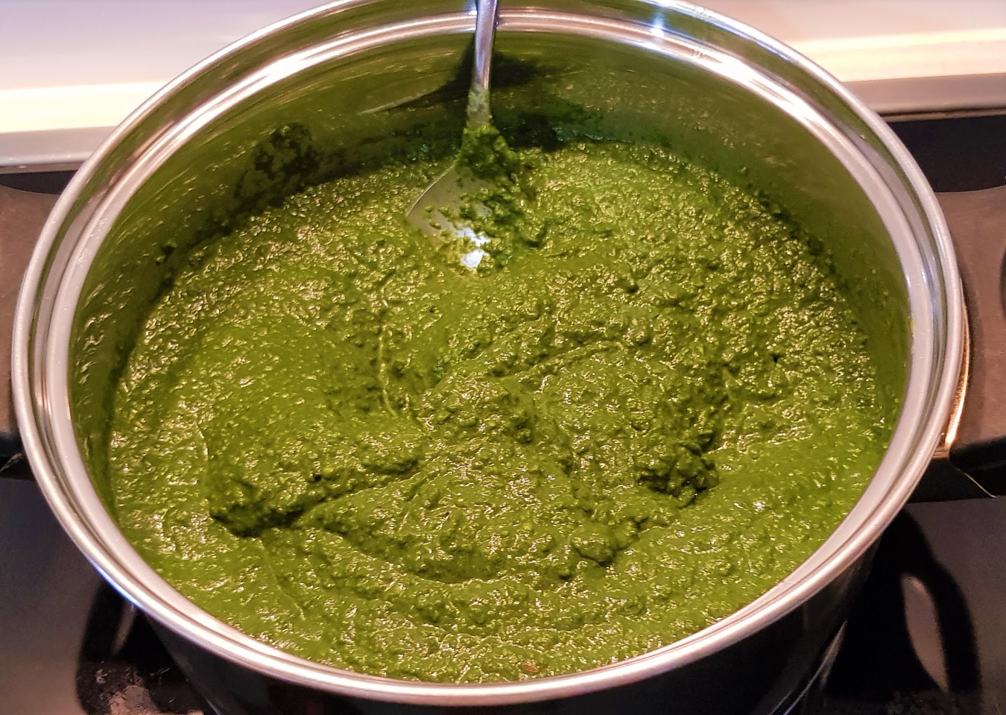 BENGALURU ADIGE - HULI SOPPU ( ಹುಳಿ ಸೊಪ್ಪು )