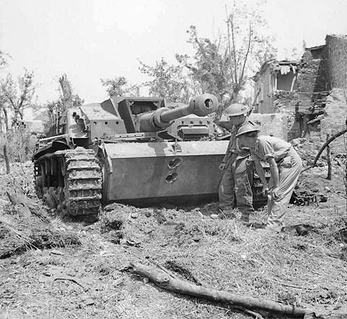 Armour force / Panssaroitu voima : Moro River Campaign