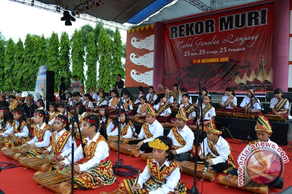 Batin Budaya Poerba: [[SUKU LAMPUNG]] GAMOLAN LAMPUNG DALAM SEJARAH ...
