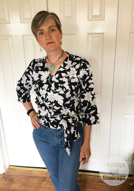 ragbags and gladrags - Made by the Sea: Peppermint Wrap top - Free ...