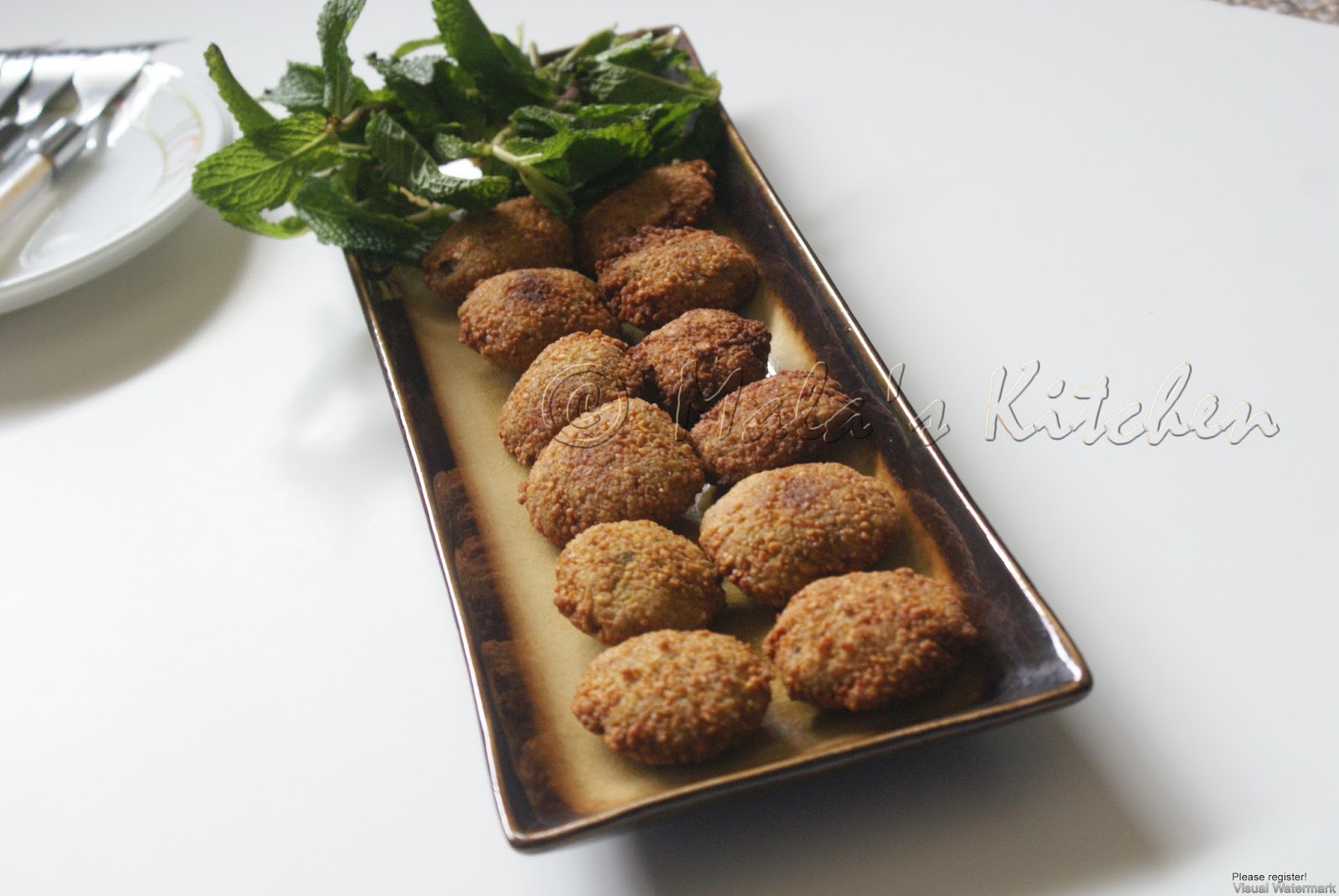 Pairthuparppu Vade | Moong Dal Vade - Malas-Kitchen