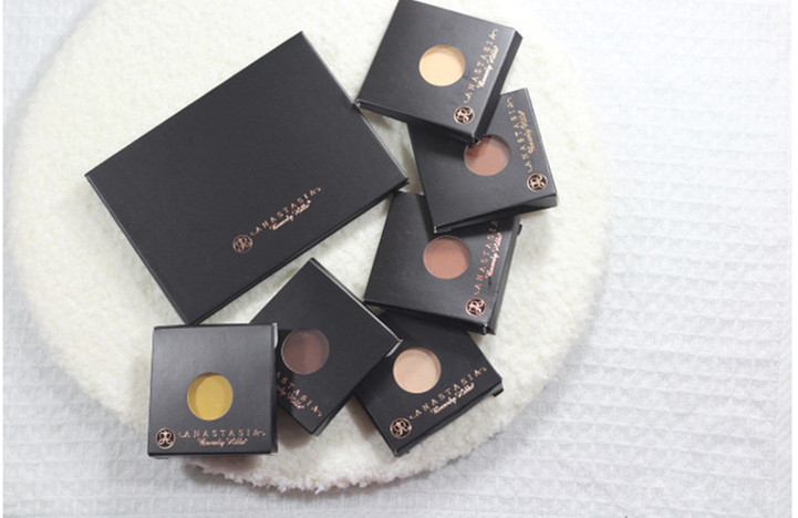 Custom Eyeshadow Boxes: Introduce your products within custom eyeshadow ...