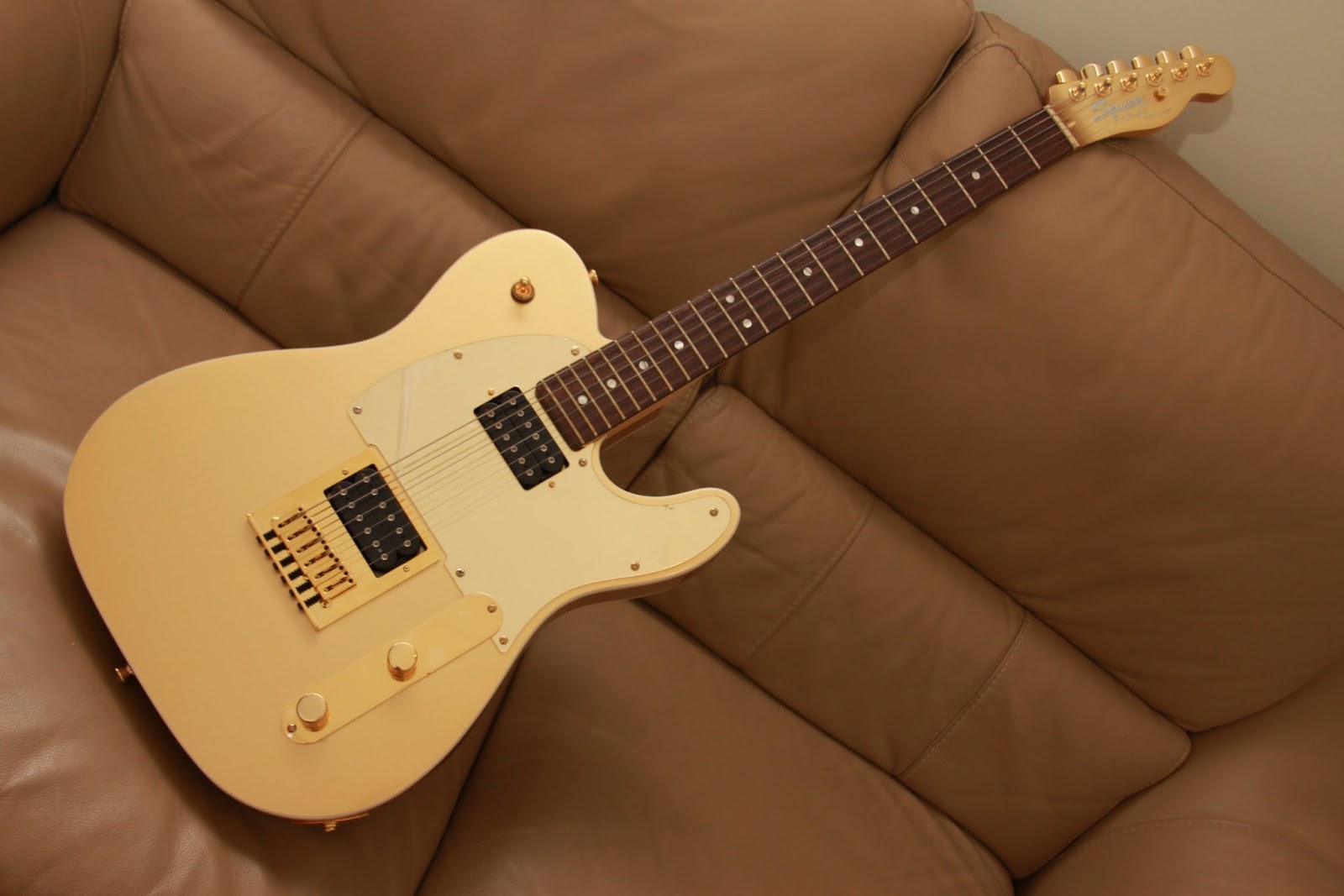Squier J5 Telecaster Frost Gold