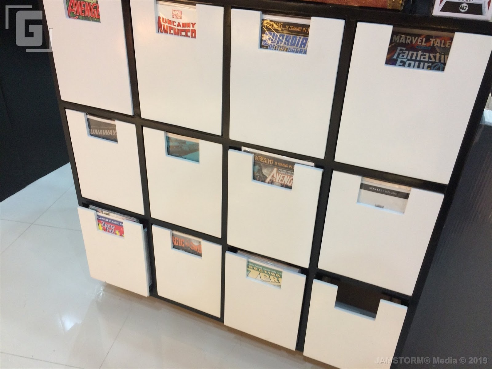 GeekMatic!: Filbar's | Enter A New Multiverse