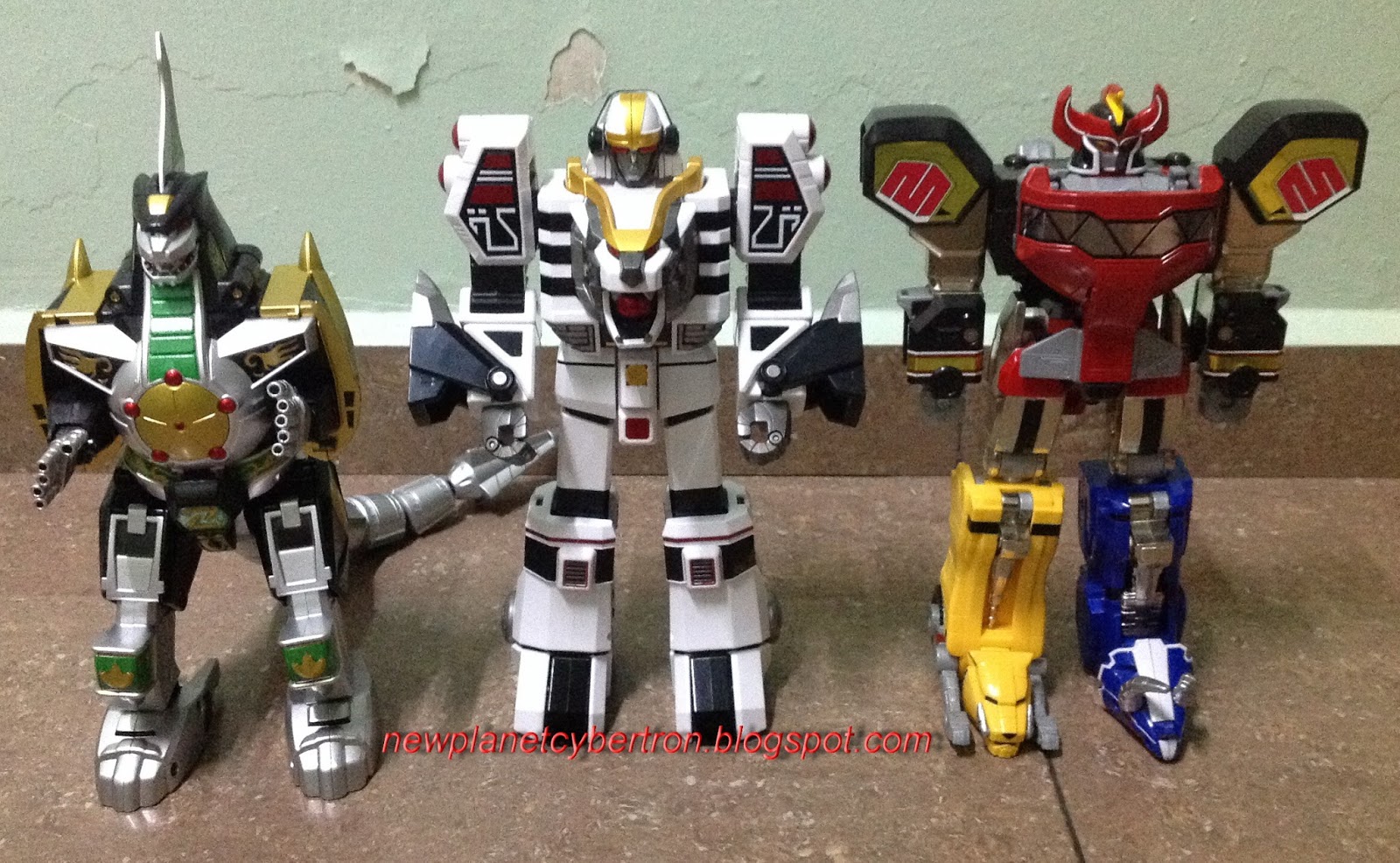 New Planet Cybertron: Rangers Review: Legacy White Tigerzord (Mighty ...