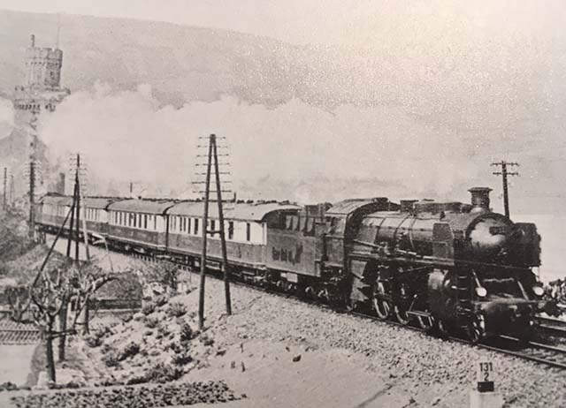 Tren a mano: EL RHEINGOLD