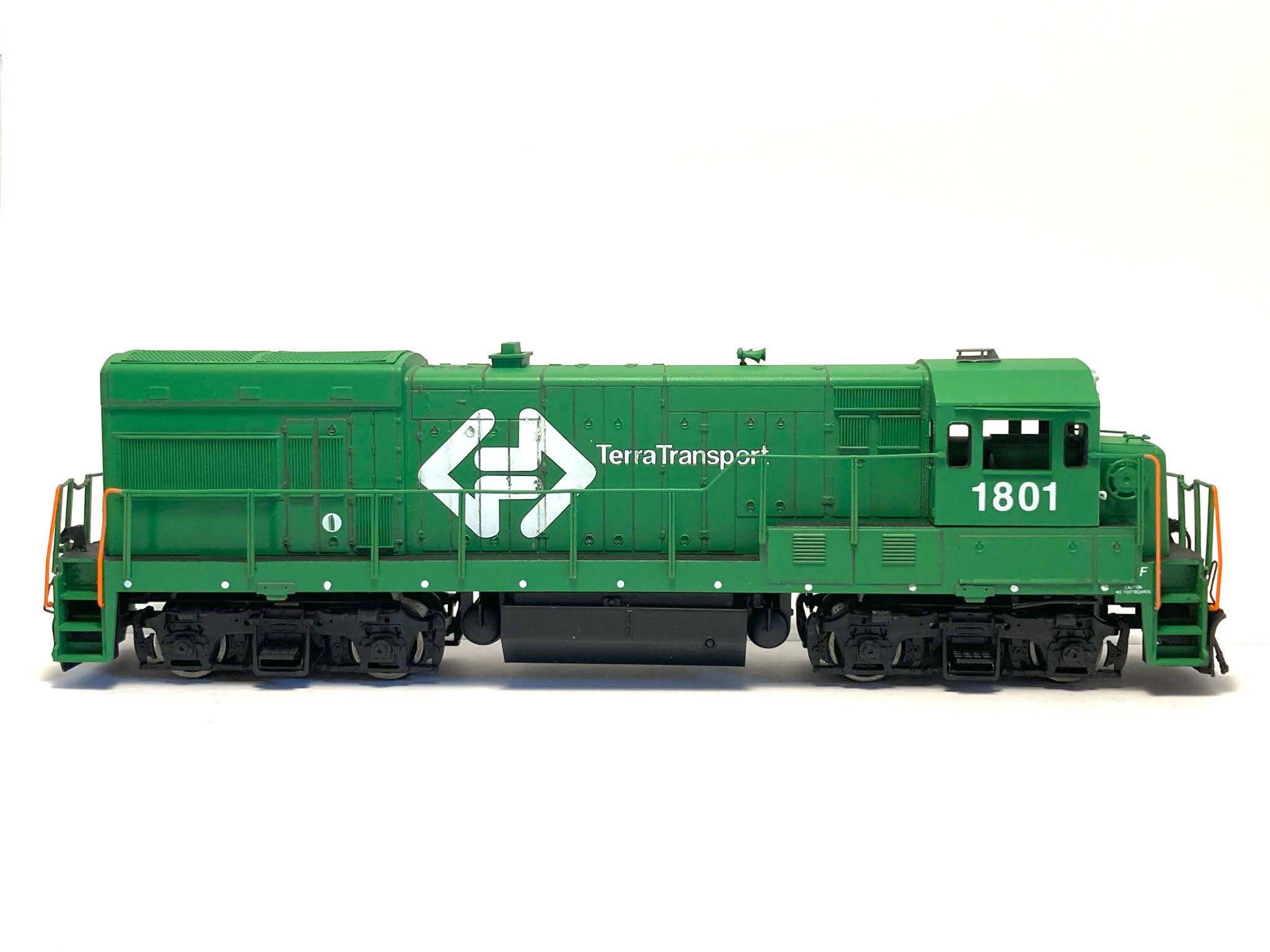 Terra Transport U18B: Little green loco...