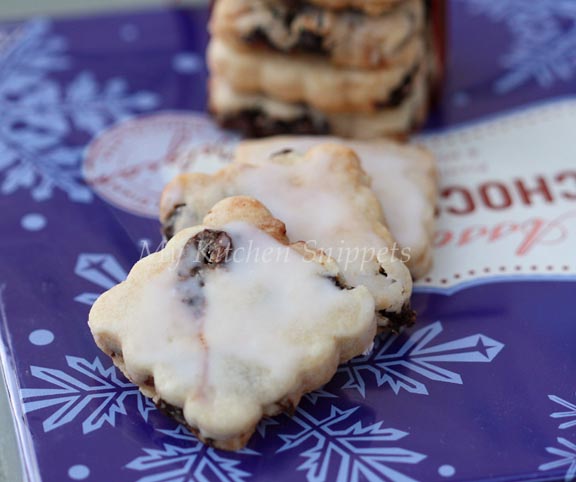 My Kitchen Snippets: Dried Cherry Shortbread Cookies