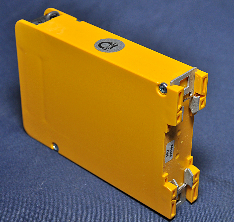 BENDER IR125Y-4 INSULATION MONITORING DEVICE - Aeliya Marine
