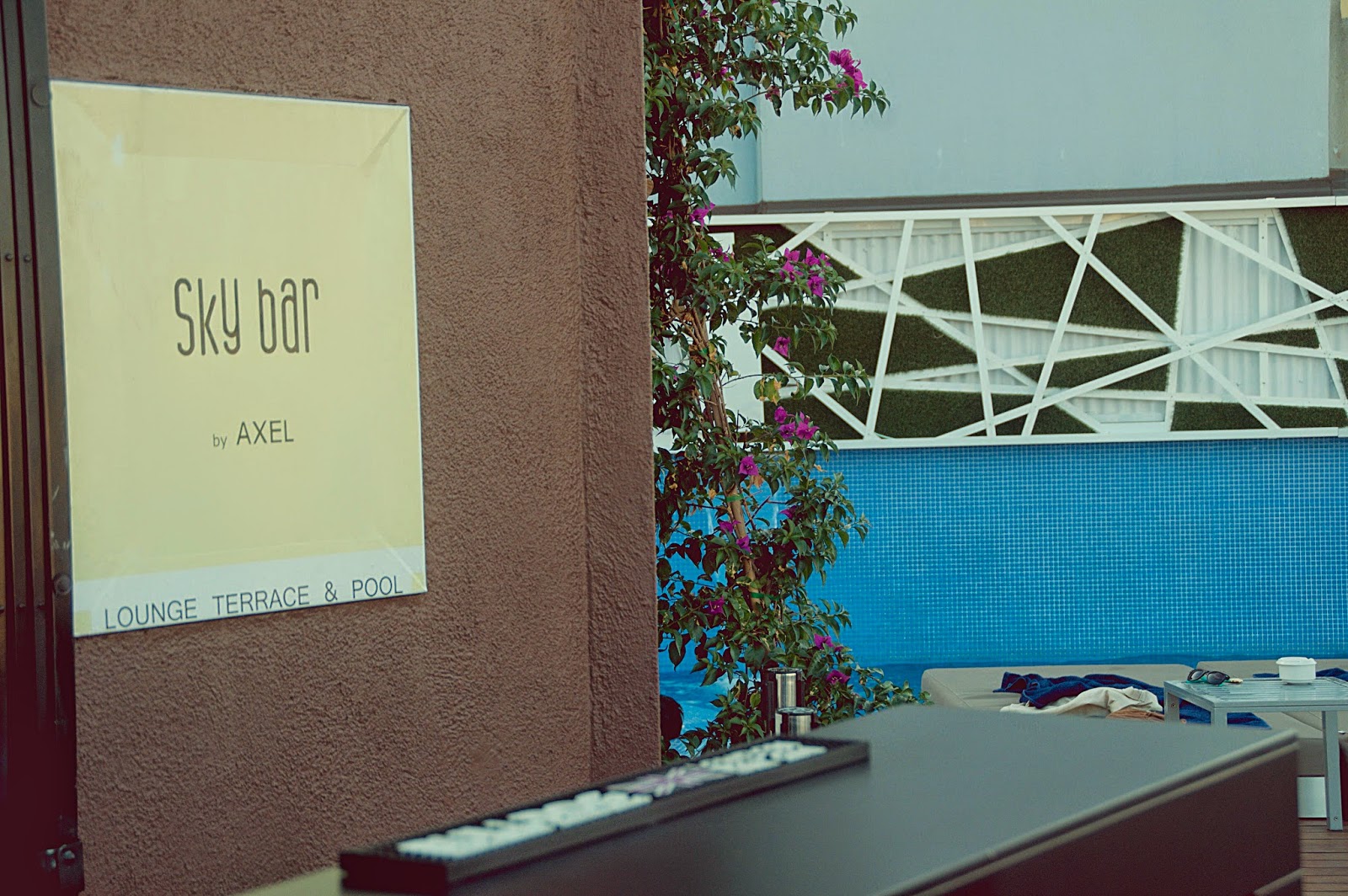 La Florinata: En la Ciudad 'Especial Terrazas': Axel Hotel Barcelona ...