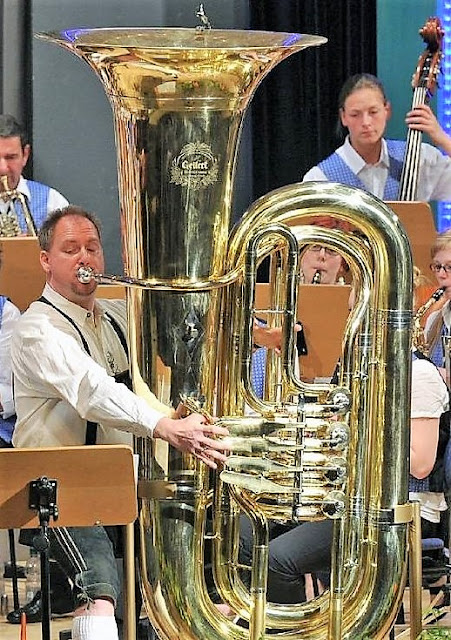 Strictly Oompah: The wonderful world of Giant Tubas!