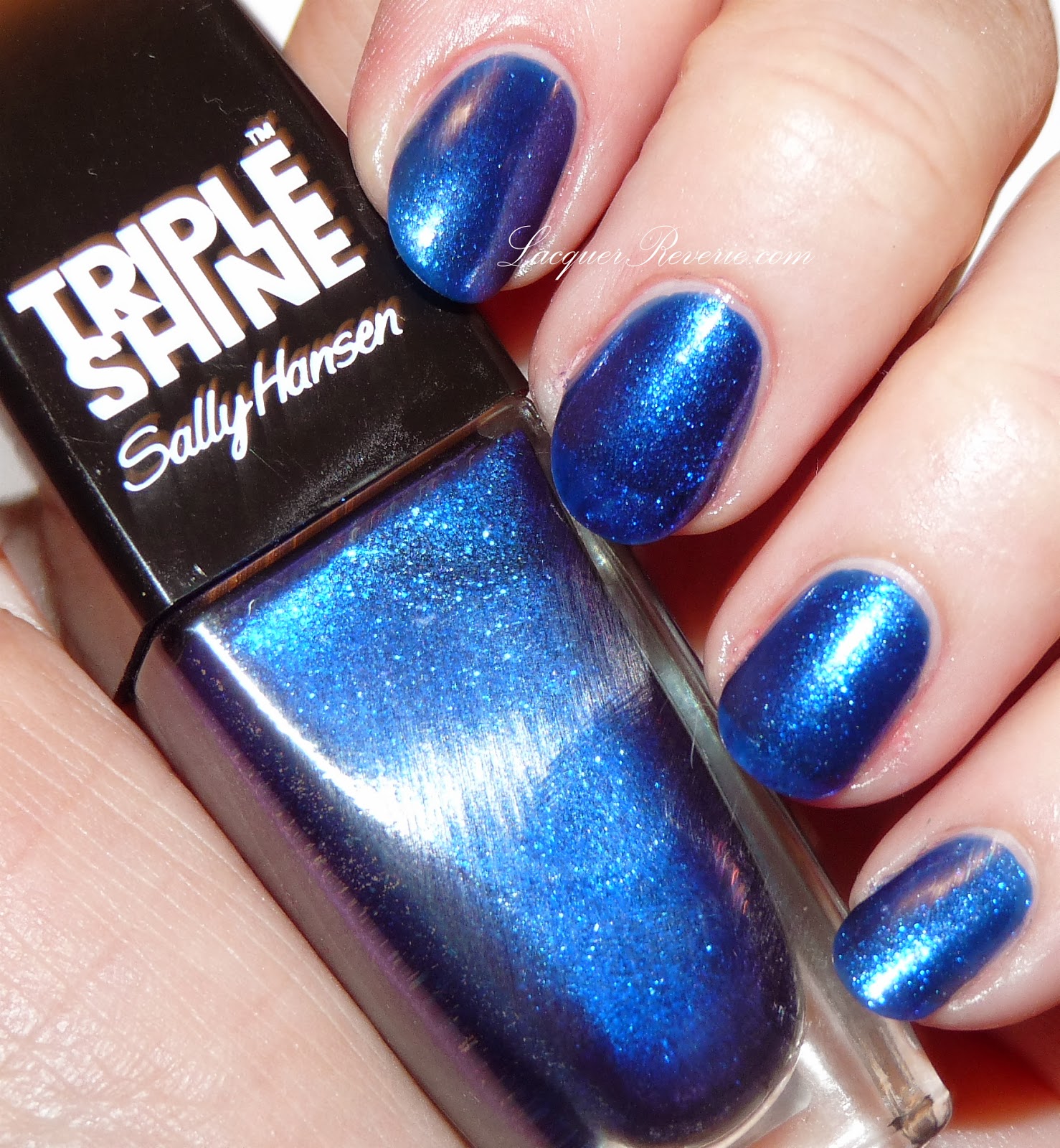 Lacquer Reverie: Sally Hansen Triple Shine: Red Snapper and Wavy Blue