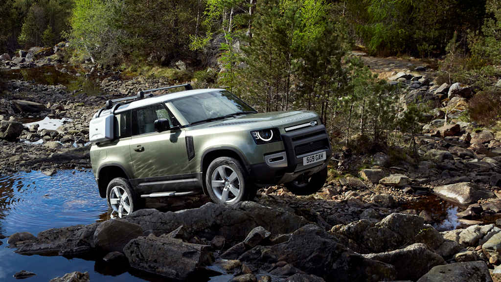 Land Rover Defender Crowned As 2021 World Car Design Of The Year ...
