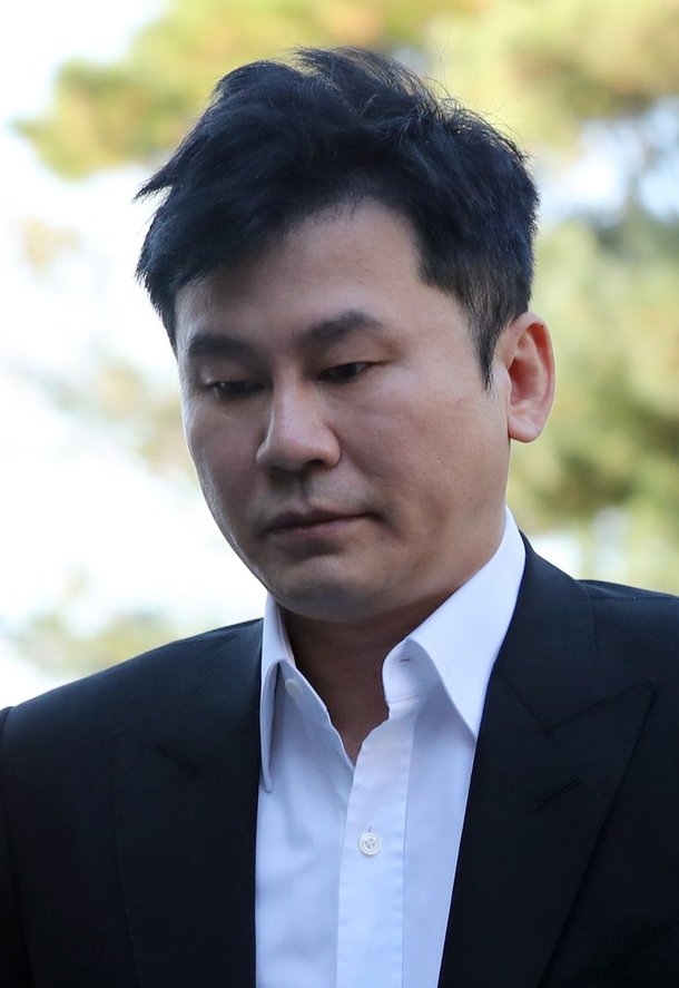 Yang Hyun Suk makes an appearance for police investigations Yang Hyun Suk makes an appearance for police investigations
