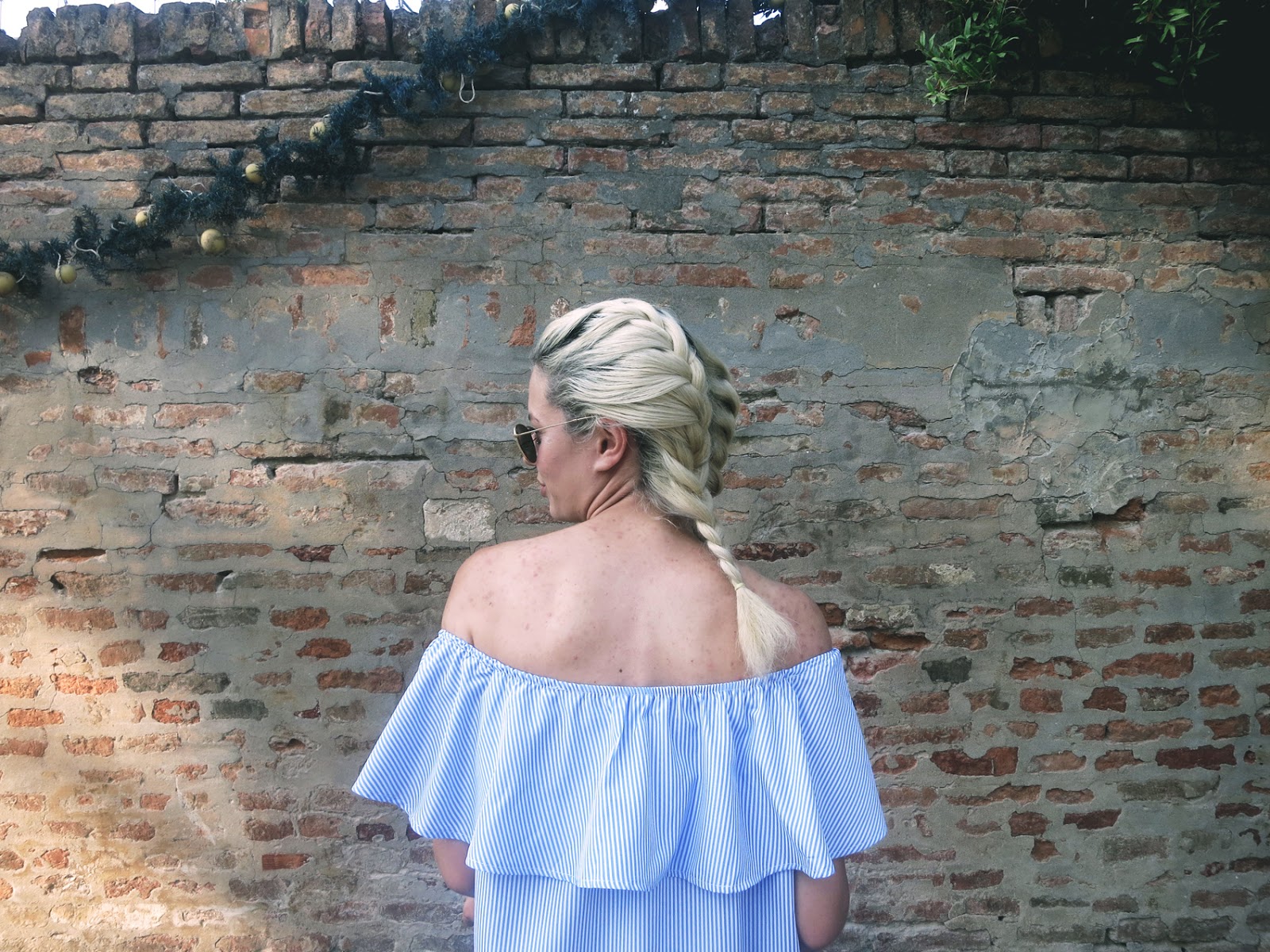 The Off The Shoulders Trend 3 Ways - 35mminstyle