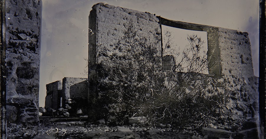 The Photo Palace: Desert Ghosts - A Story of One Picture