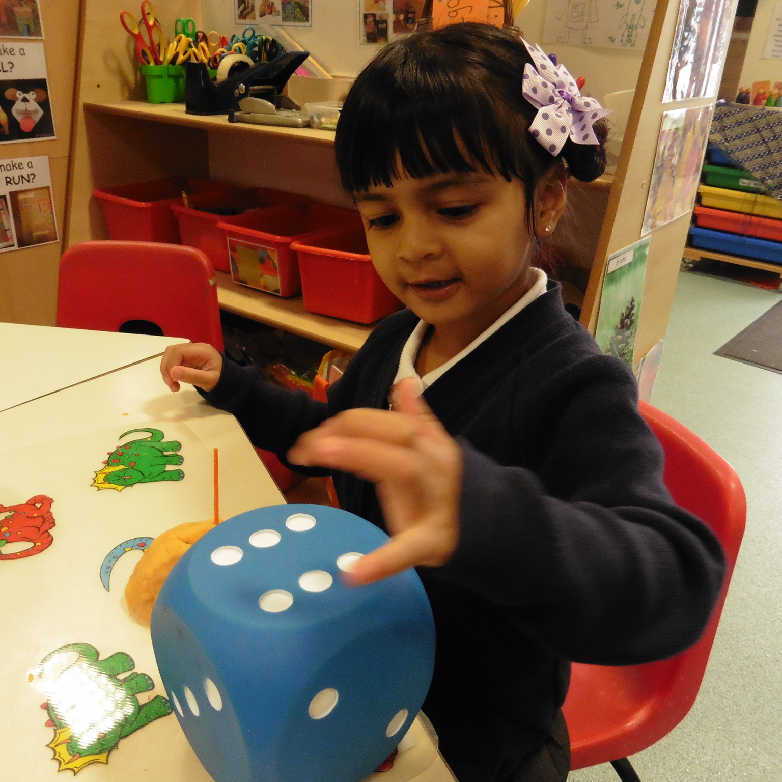 Windhill21: Harvest, Autumn and Playdough Hedgehogs!