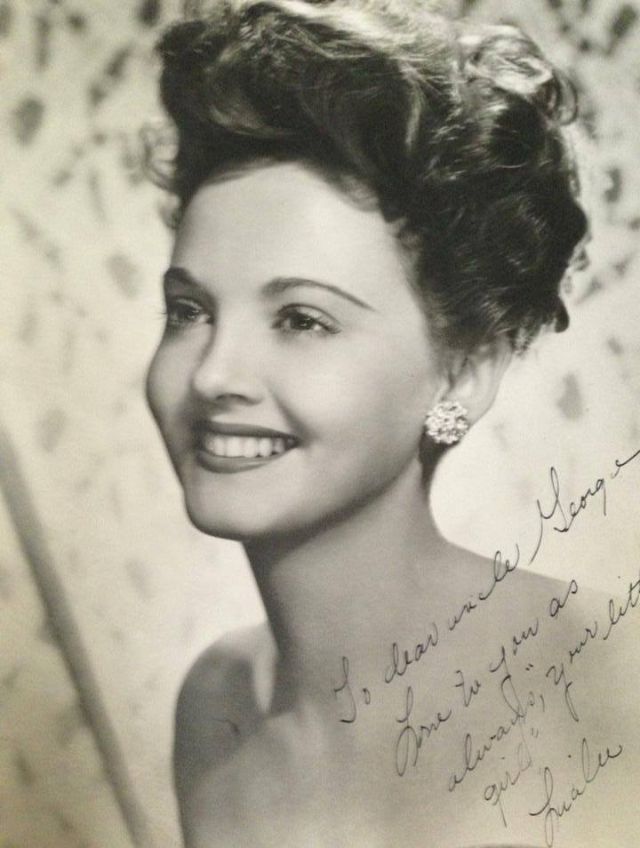 30 Gorgeous Photos of Lucille Bremer in the 1930s and ’40s ~ Vintage ...