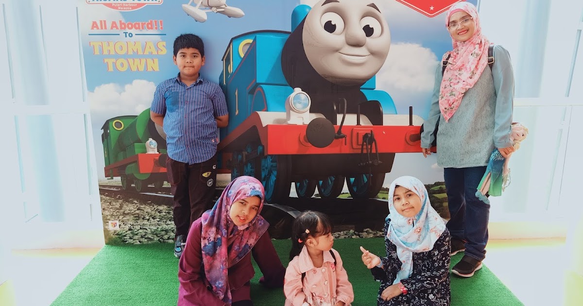 MAT DRAT: Hello Kitty & Thomas Town Johor Tutup (Pengalaman Bercuti)