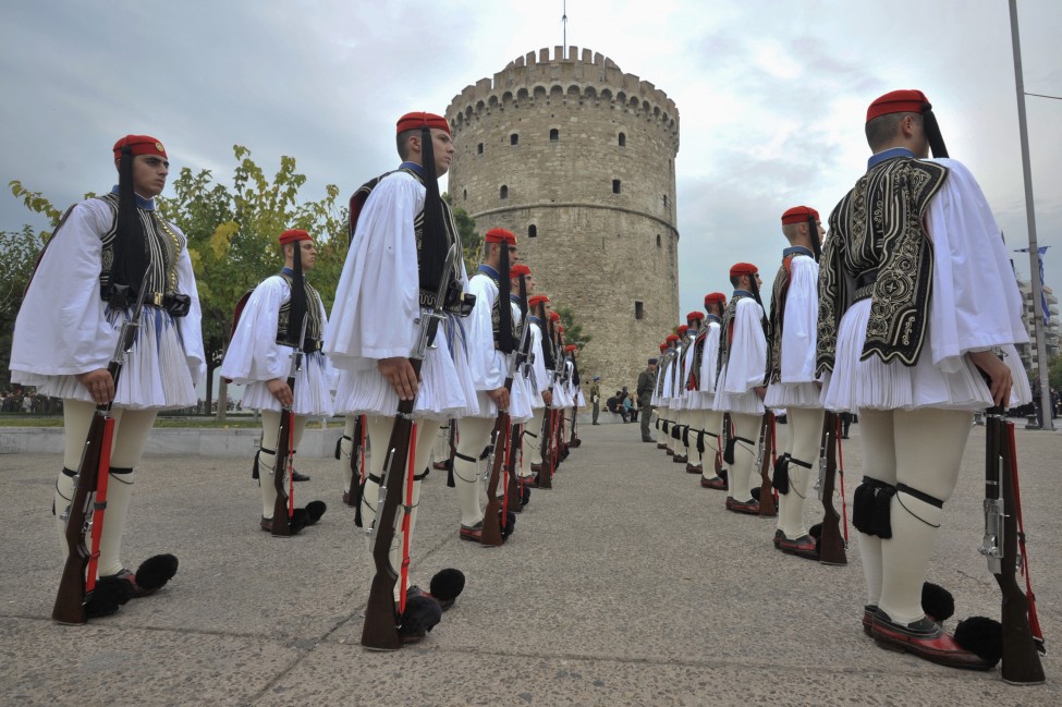 ΙΣΤΟΡΙΑ ΕΛΛΗΝΙΚΗ ΚΑΙ ΠΑΓΚΟΣΜΙΑ : ΛΕΥΚΟΣ ΠΥΡΓΟΣ ή ΠΥΡΓΟΣ ΤΩΝ ΛΕΟΝΤΩΝ
