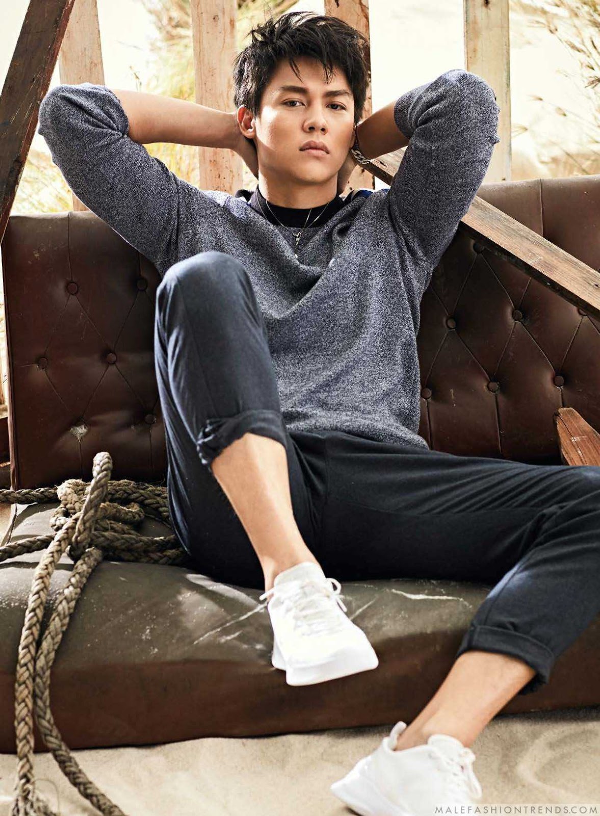 Mark Prin viste looks deportivos para el número de noviembre de GQ ...