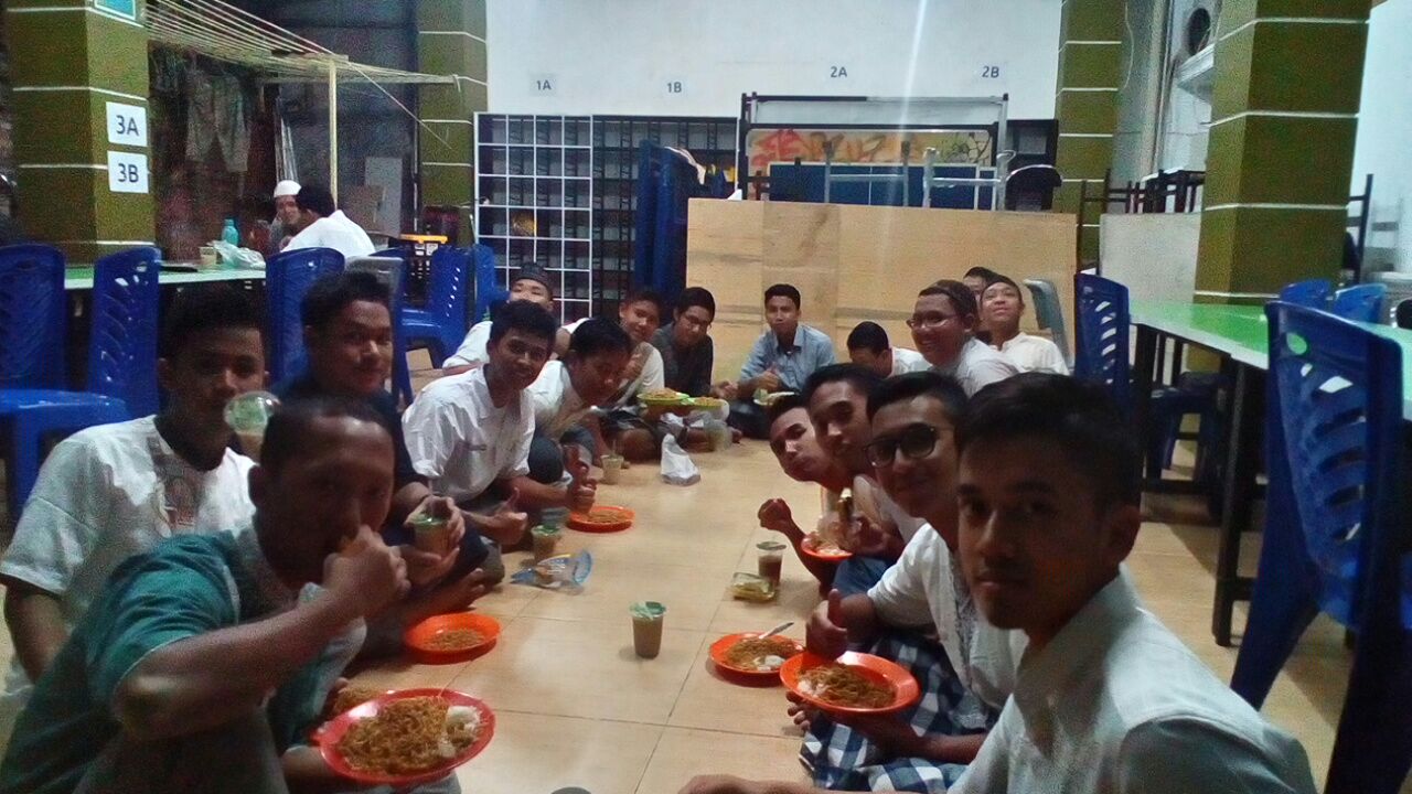 SMA IBNU HAJAR BOARDING SCHOOL: Rak Arsip SMA IHBS