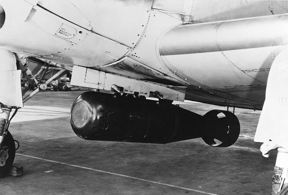 Оружие массового поражения: Ядерная глубинная бомба Mk 101 Lulu