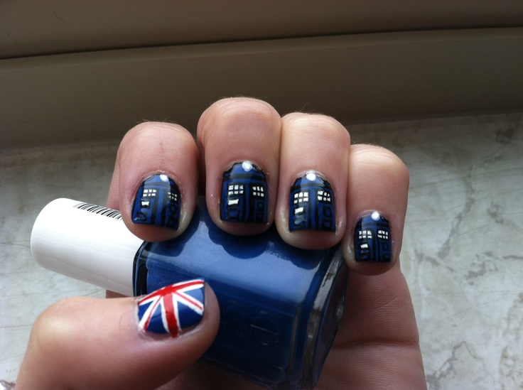 Doctor Who invades your nails! / guiltless reading