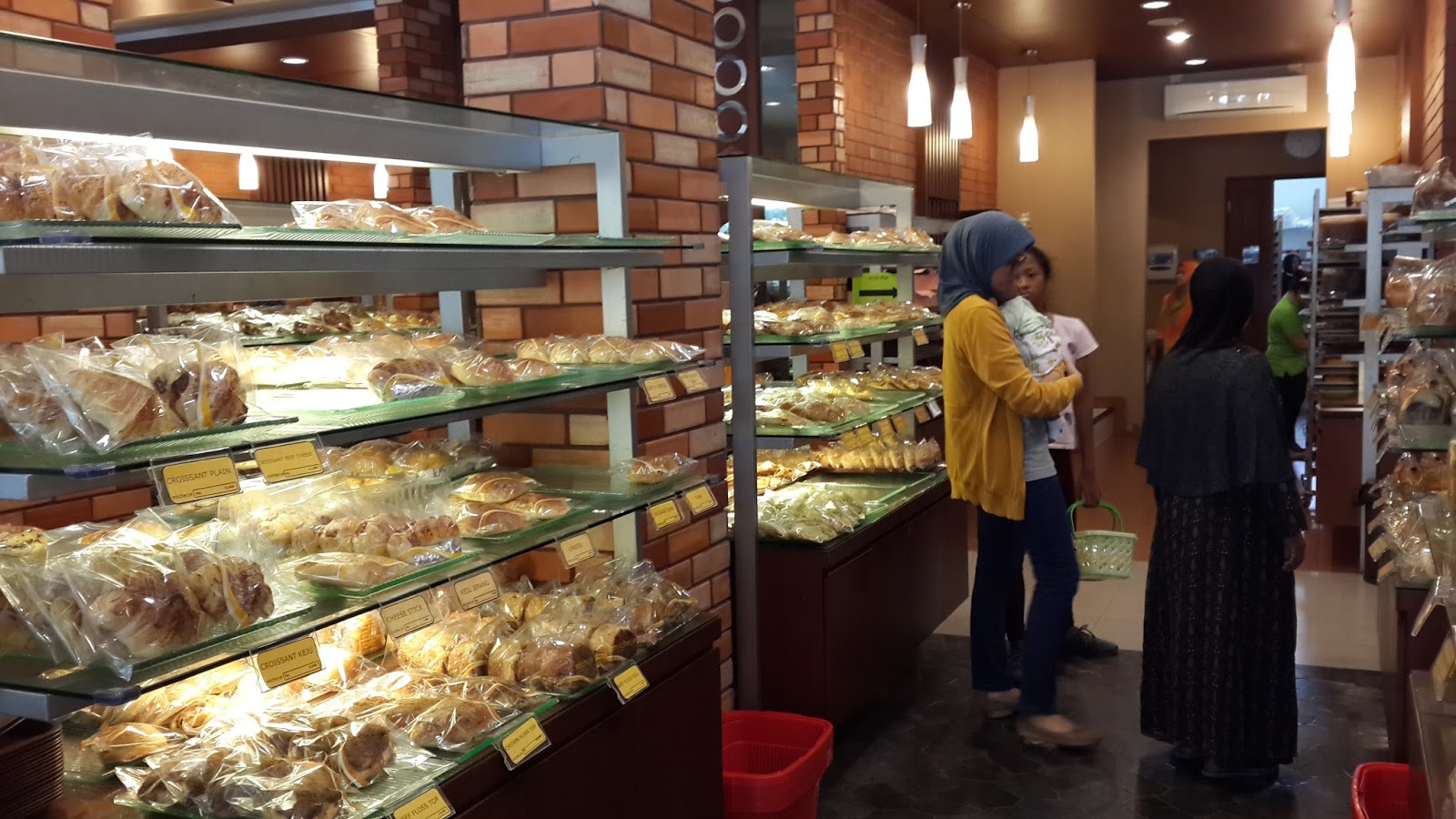 Bogor Leisure Project: Michelle Bakery " menyediakan roti dengan rasa ...