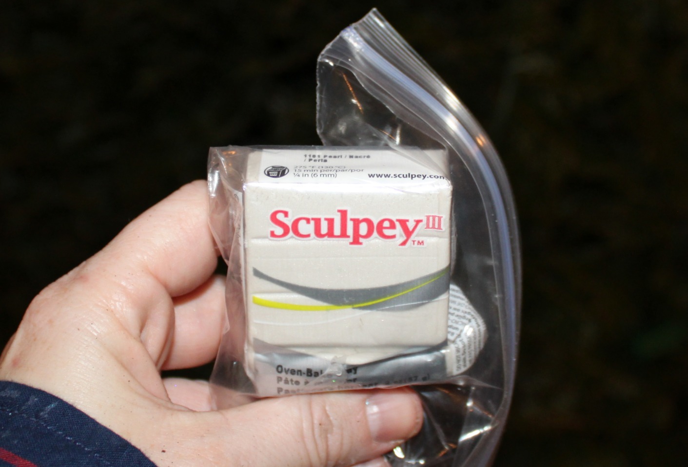 from Gardners 2 Bergers: Polymer Clay Skeleton Keys [Tutorial]