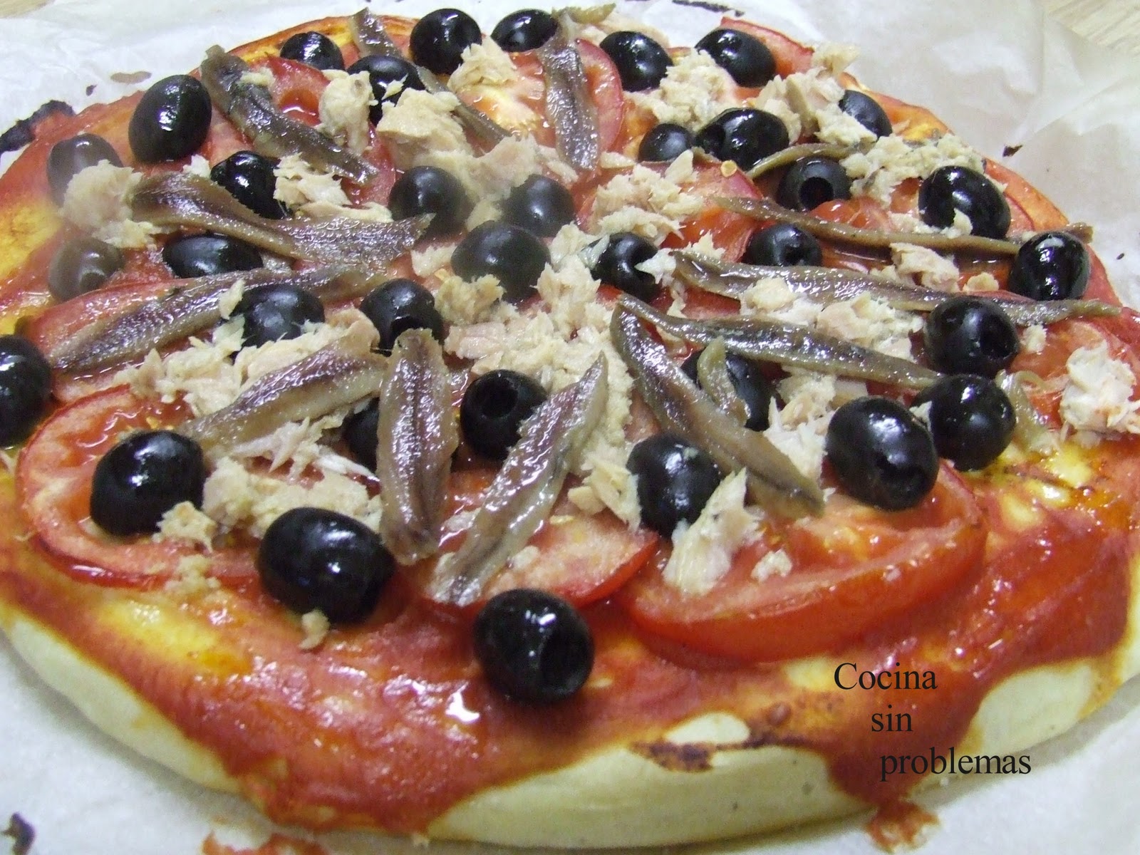 cocina sin problemas: Pizza de tomate y anchoas, mini pizza