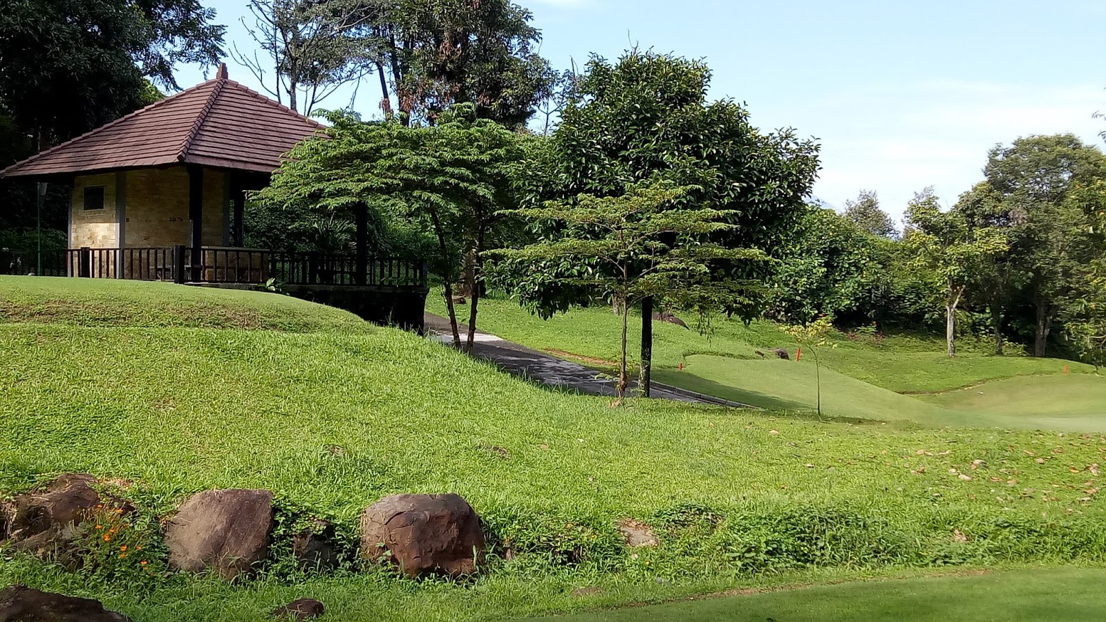 Bermain di Permata Sentul Golf Club | Puput Se
