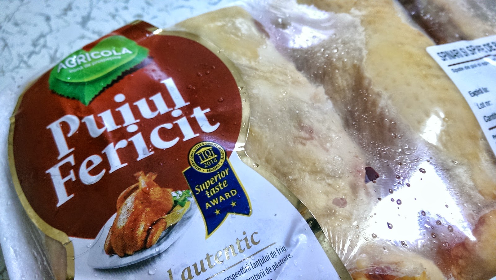 Observator gastronomic : Chicken Happy (Puiul Fericit), how fun is the ...