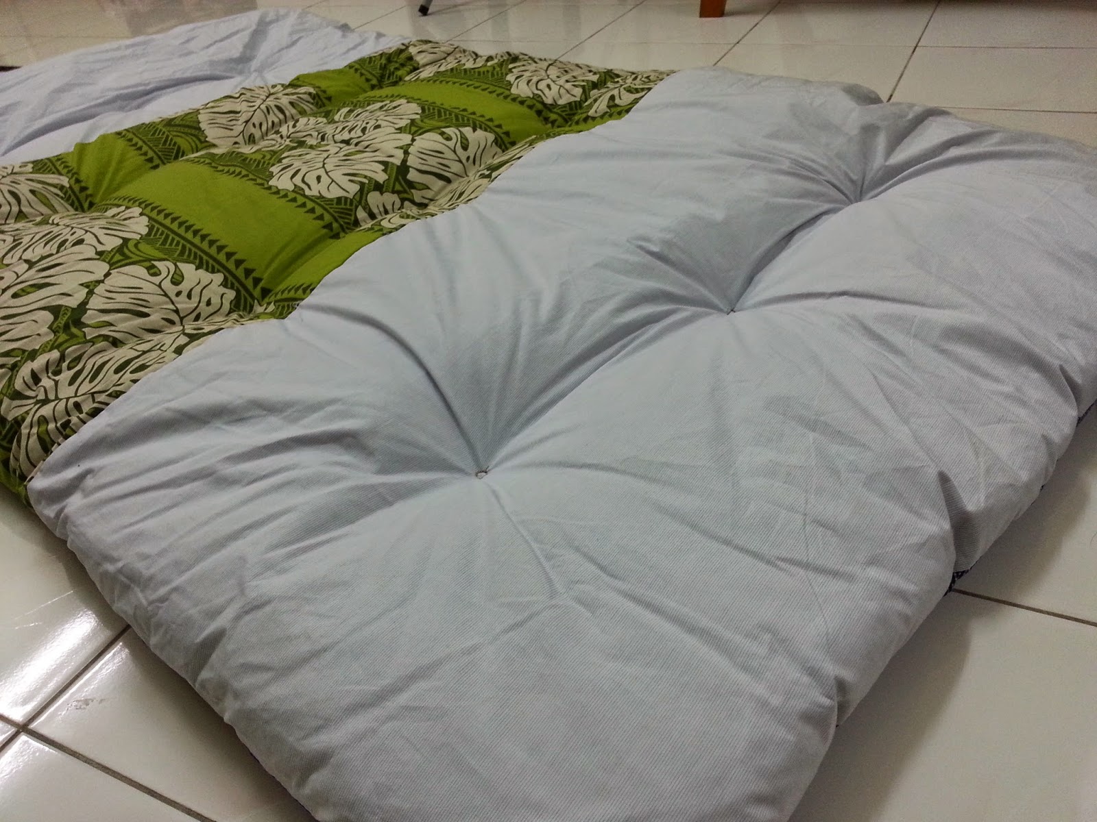 kekabu asli: TILAM TOTO DAN BANTAL KEPALA JENIS BLACK FIBER
