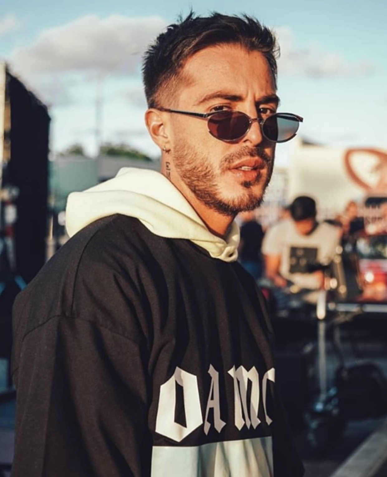 Llane lança seu primeiro single "Mas de ti" - REGGAETON BRASIL - MAIOR ...