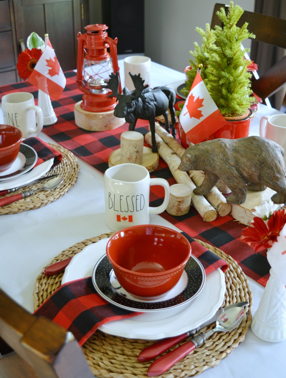Dining Delight: Woodland Themed Canada Day Tablescape