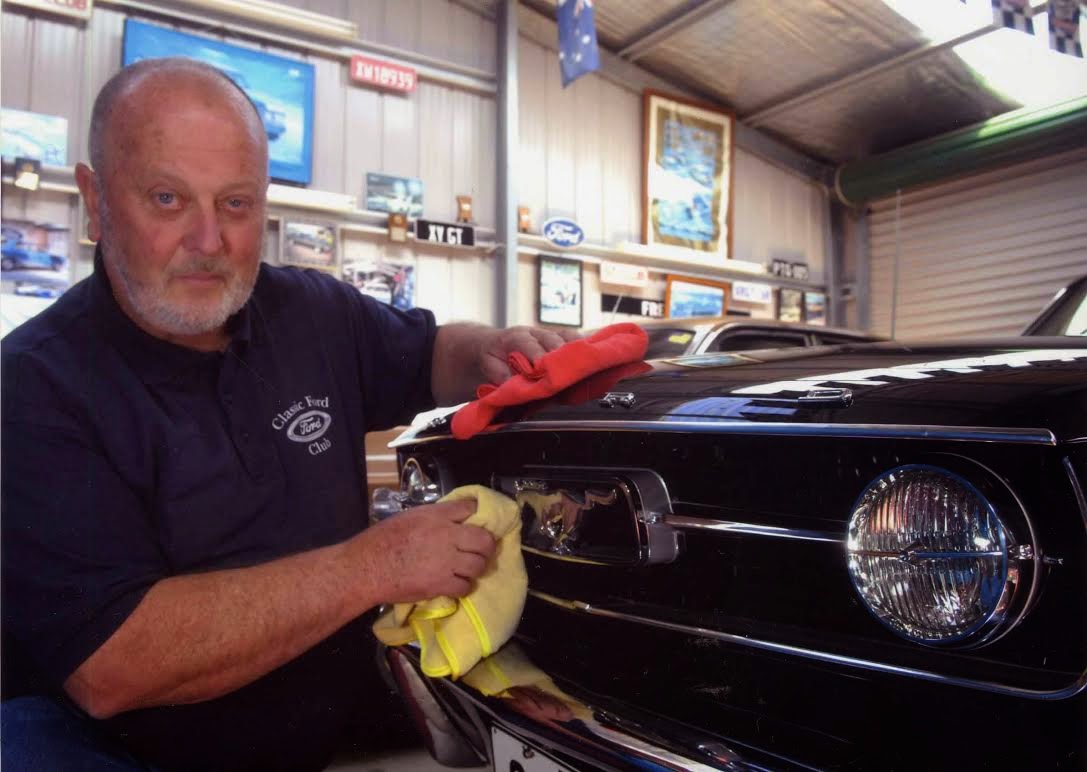 Ellis French - The Grey Racer ~ Holden Grey Motor