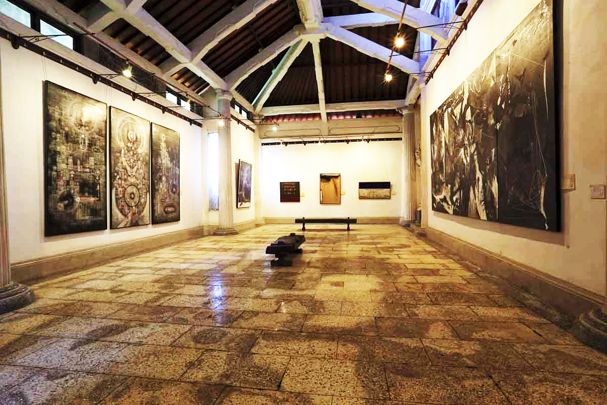 Walk along the Agung Rai Museum of Art (ARMA) which is More Than Just a ...